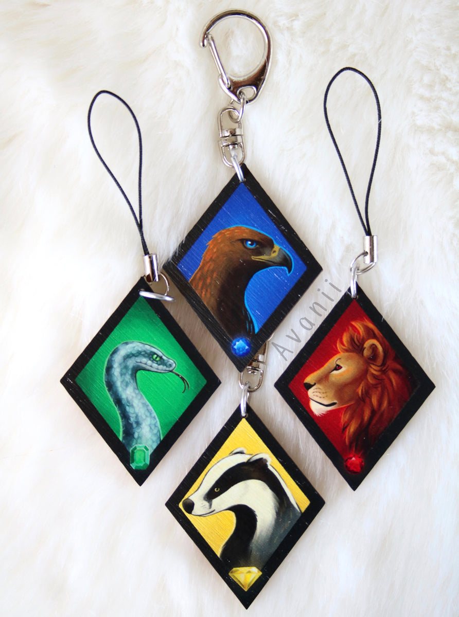 Magical Animal: Yellow Badger - Wooden Charm - 1,5 inch keychain ...